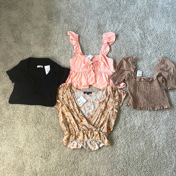 various | Tops | 4 Nwt Bundle Of 4 Size Medium Crop Tops Various Brands ...